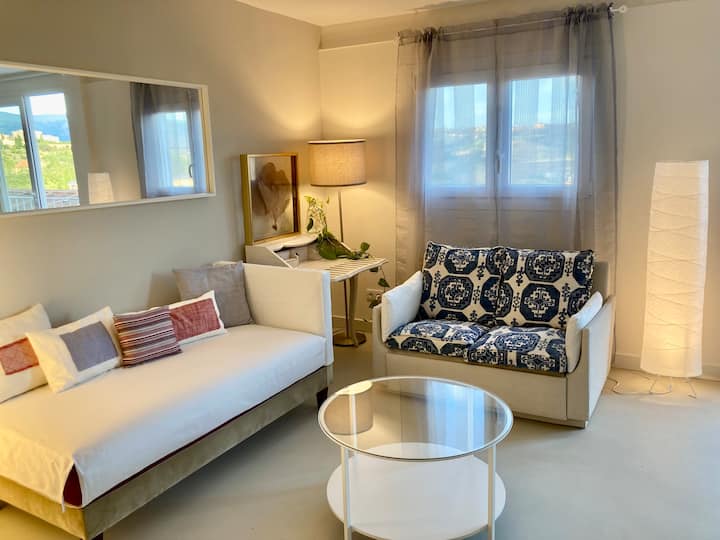 Cosy & Sunny Apartment Next To Ie - Segovia
