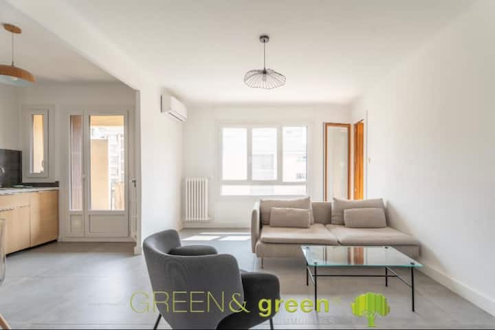 Appartement T3
Centre Ville - Aix-en-Provence