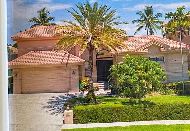 4 Minutes Walk To South Beach - Marco Island, FL