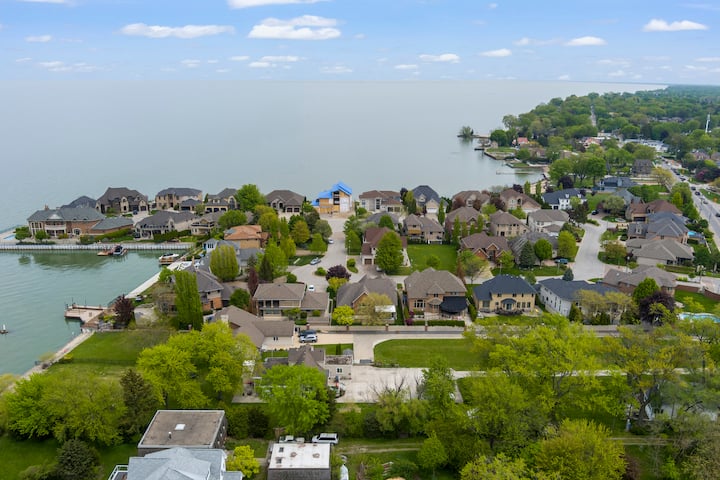 Cozy Lakehouse : Sunset Views, Trampoline,bbq - Windsor