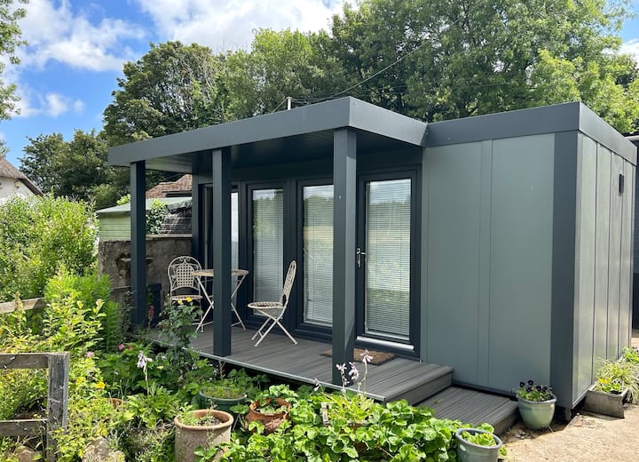 Village Pod, Marlborough Downs - Marlborough