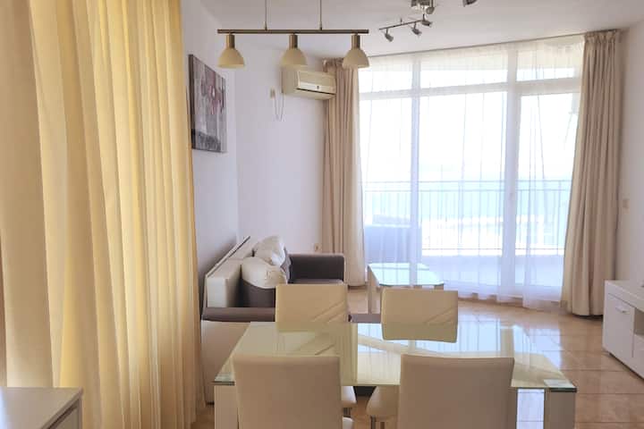 Spacious Apartment With Sea View In Midia Resort - Bulgaria