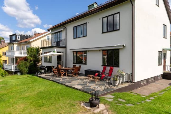 Central Villa With Garden Access - Gothenburg