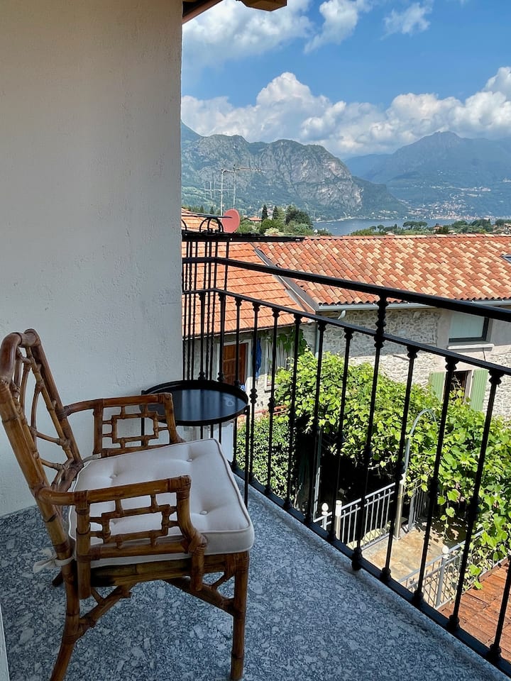 New Apartment With Lake View And Balcony - Varenna