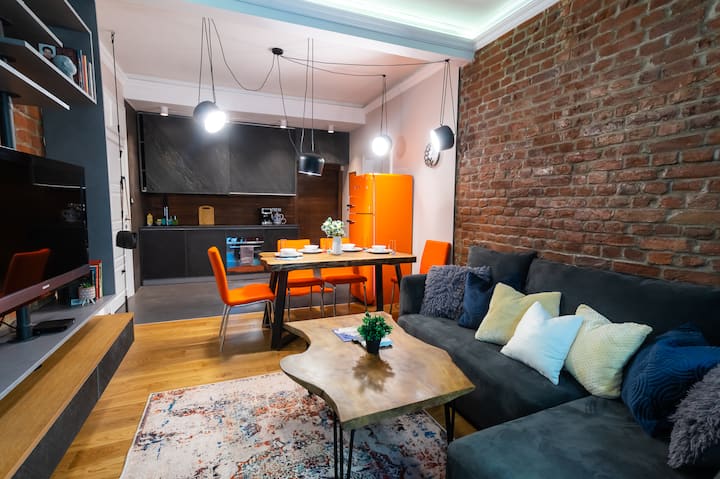 Top Central Design, 2 Bedroom, Ndk, Free Parking - Sofia
