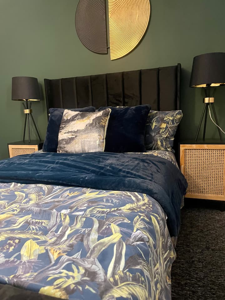 Double Room En-suite-ameliorate Living - Sheffield