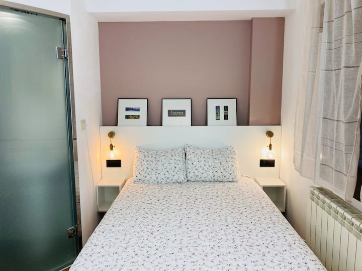 Habitación Con Baño En El Centro - Zaragoza