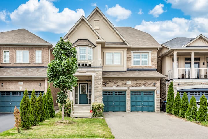 Holiday Retreat In Toronto - Mississauga
