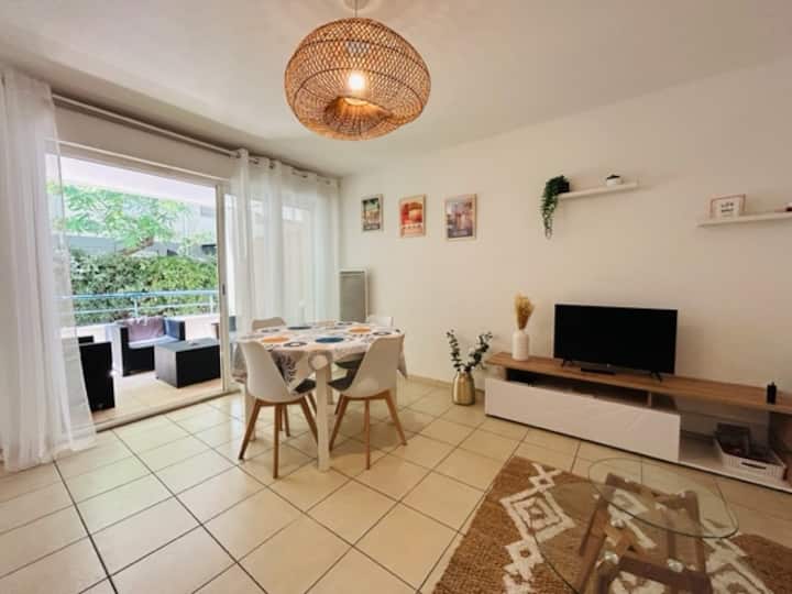 Canet Bel Appt  T3/ 6 Couchages Avec Piscine Clim… - Canet-en-Roussillon