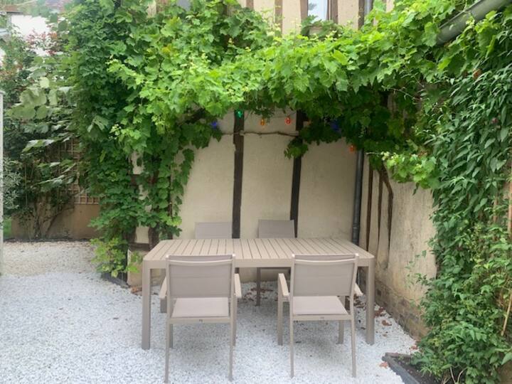 Chambre D'hôtes Blanche (Sens Centre) - Jardin - Sens