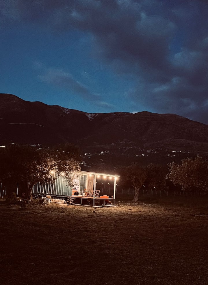 Happy Vacations - Qeparo