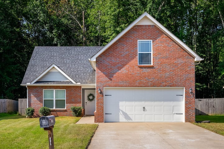 Cameo Home  Near Ft. Campbell! Kids Playroom! - Clarksville, TN