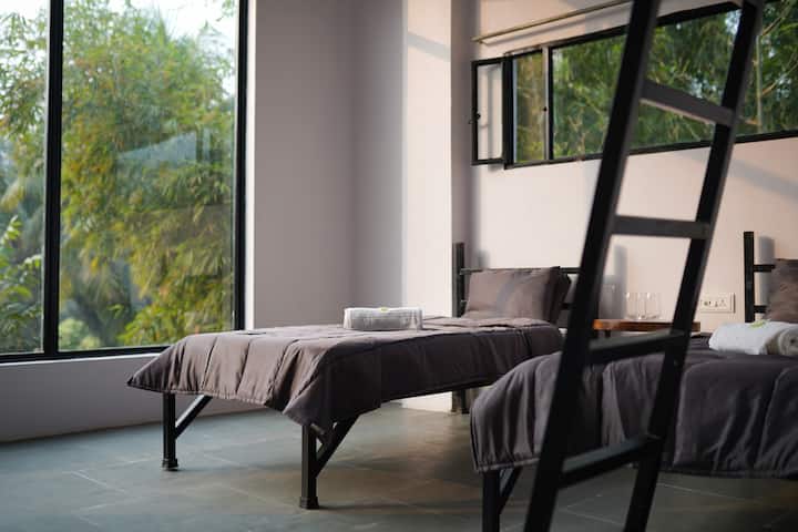 2nd Floor - Ac Room - Mayapur