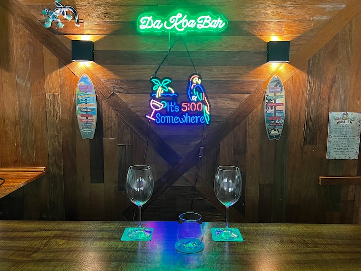 "Da Koa Bar" - Turtle Bay Resort - Mālaekahana State Recreation Area, Laie