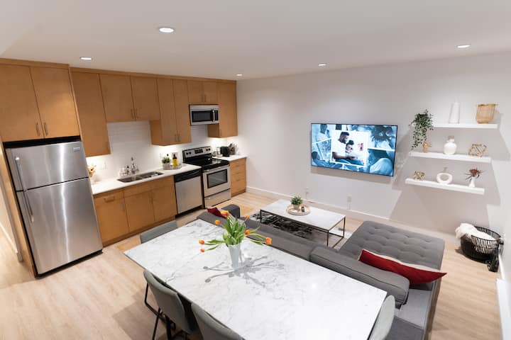 Lovely 2-bdrm Basement Suite In Pemberton Heights - 西溫哥華