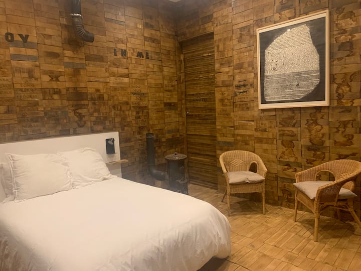 Chambre Au Cœur D'un Atelier - Arc-et-Senans