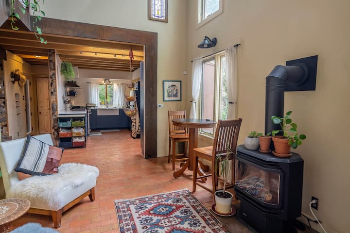 Casa Mesa View With Extra Studio Suite & Hot Tub - Santa Fe, NM