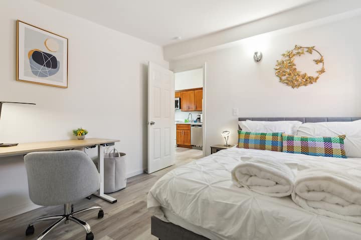 Cozy 1br Suite W/kitchen & Laundry, Near Freeway - Oakland, CA