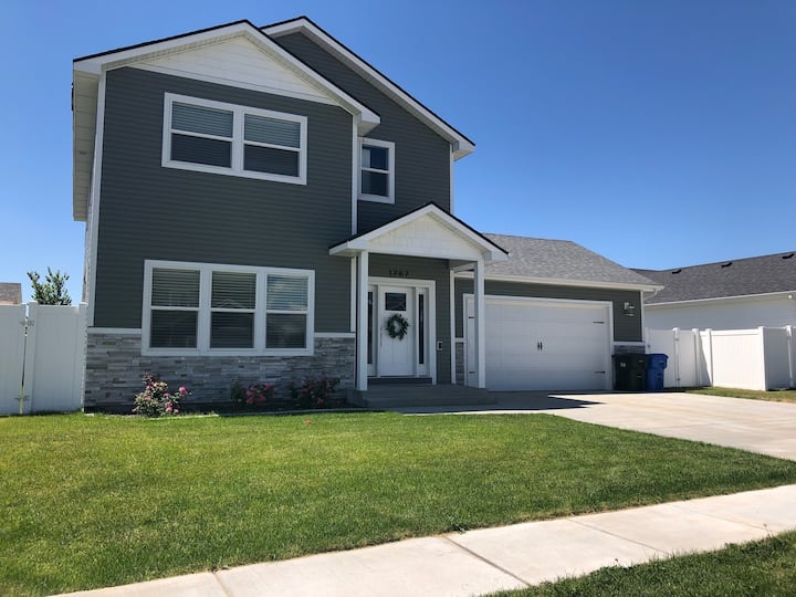 Cozy Home - Easy Freeway Access, Large Yard, Bbq - Shoshone-Bannock Casino Hotel