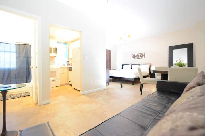 Studio Central Ocean Drive Strip - South Beach, FL