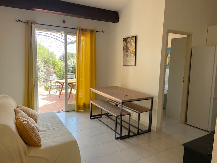 Petite Villa 2 Chambres Terrasse (3/7) - L'Île-Rousse