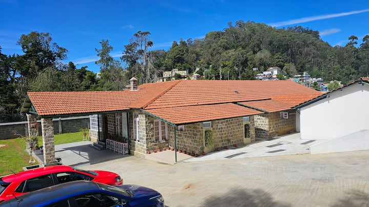 The Kyra - British Bungalow In Kodaikanal - Kodaikanal