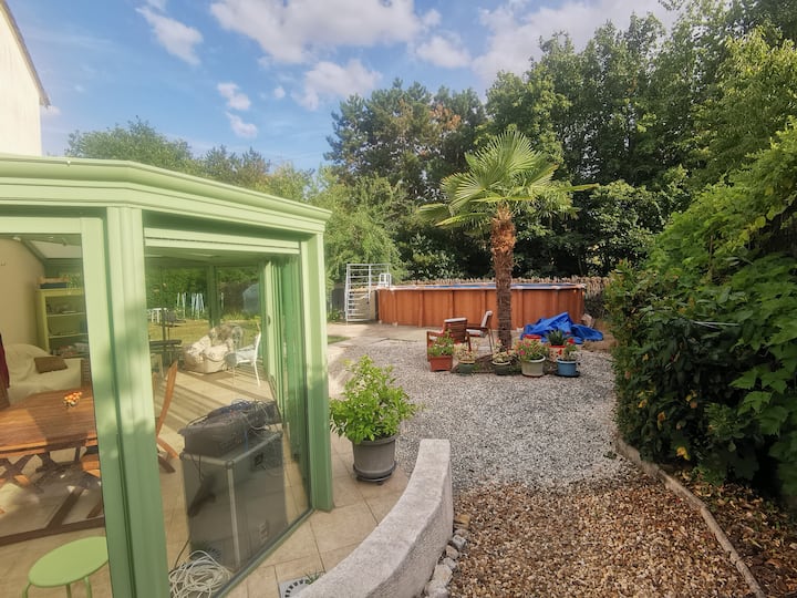 Maison à Louer Avec Piscine, Véranda, 3
Chambres - Tours