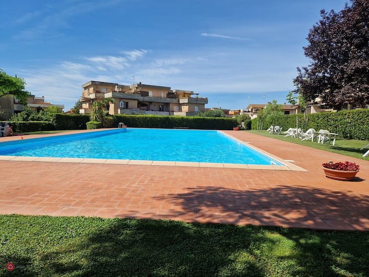 Appartamento Con Piscina Condominiale A Cerveteri - Cerveteri