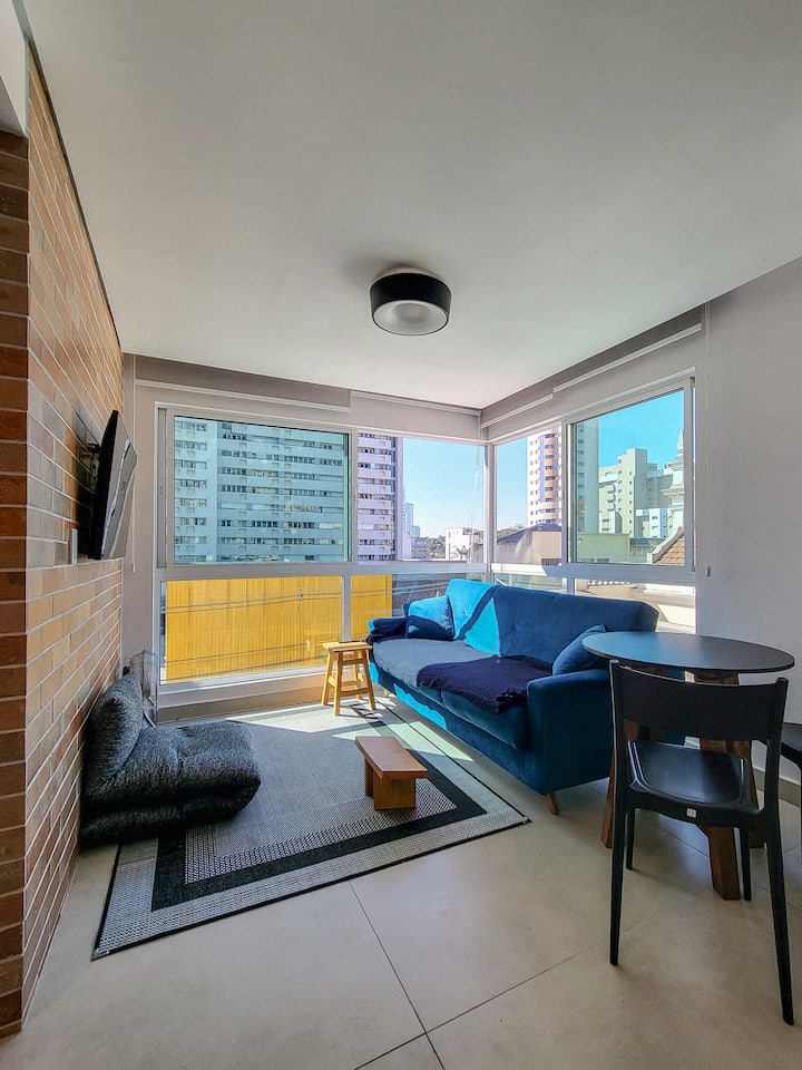 Apartamento Palacete, Centro. - Curitiba