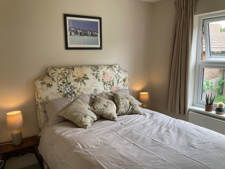 Double Room & Private Bathroom - Uckfield