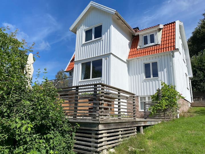 Havsnära 30-talsvilla - Henan