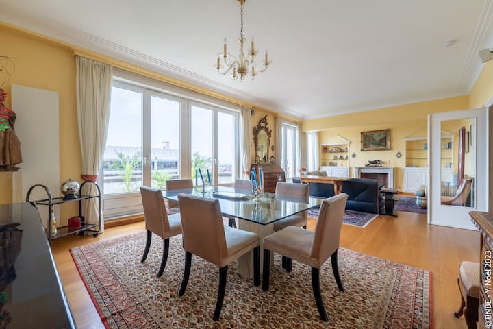 Louise | Panorama Sur La Ville & Parking Gratuit - Ixelles