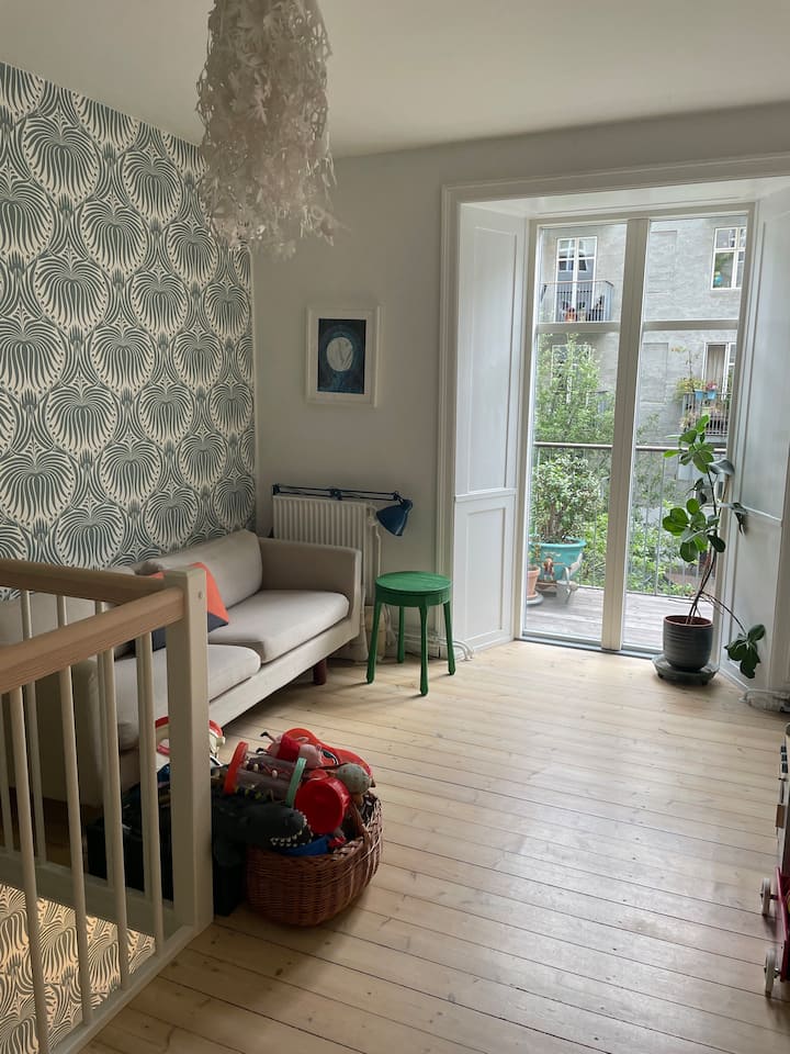 Townhouse Style 2-floor Flat - Copenhagen