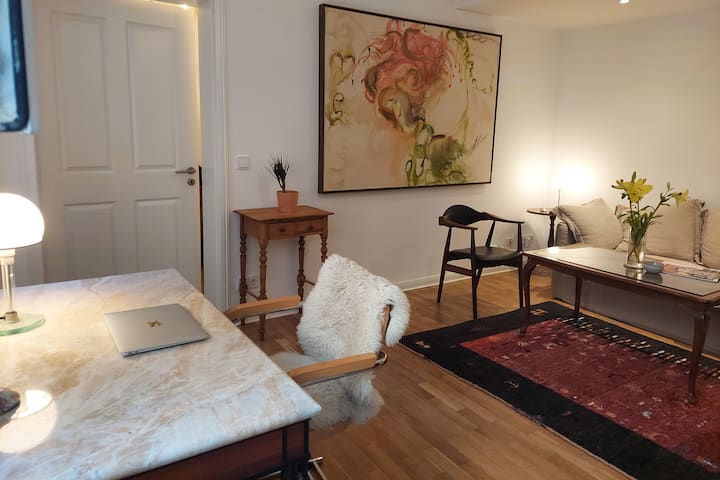 Cozy & Artsy Workation Flat - Berlin