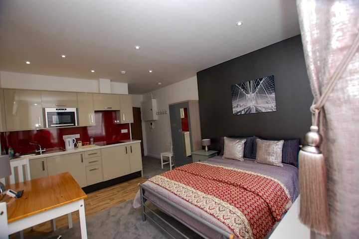 Studio Apartment With Patio - Blue Reef Aquarium Portsmouth