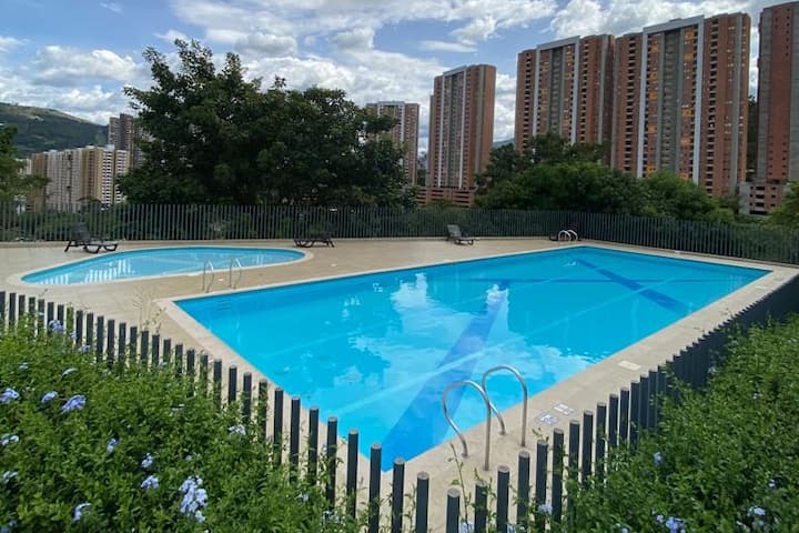 Acogedor Apartamento Con Piscina - Copacabana