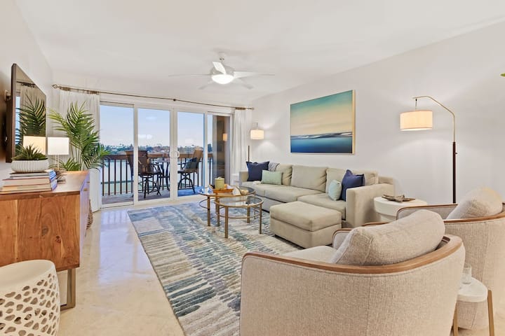 Beach Condo Ocean & Lagoon View, .5 Mi To Village - Carlsbad, CA