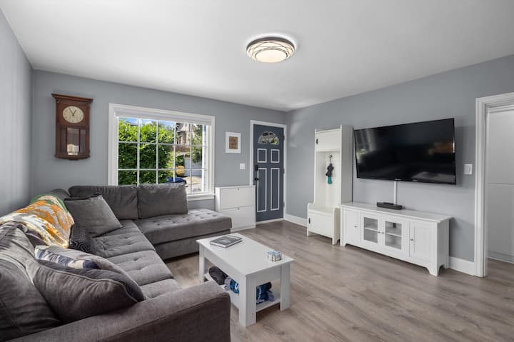 Charming Wallingford Home: Walking Distance To Uw! - View Ridge - Seattle