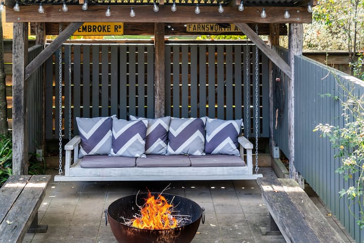 Secluded 3-bed Retreat Moments To The Beach - マルア・ベイ