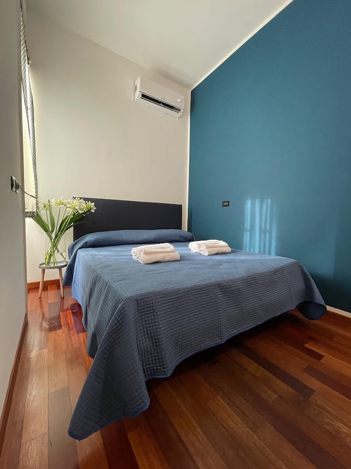 [Piazza Europa - Via Umberto] -Casa Elle- - Catane