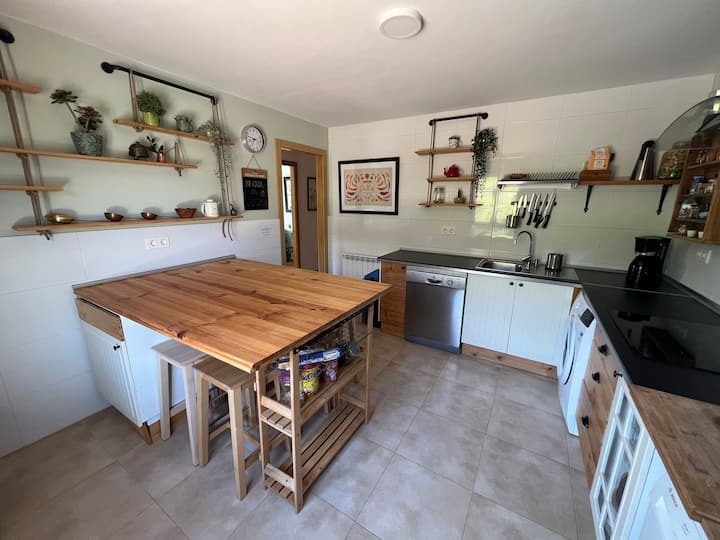 Habitación Con Jardín En Piloña - Ponga