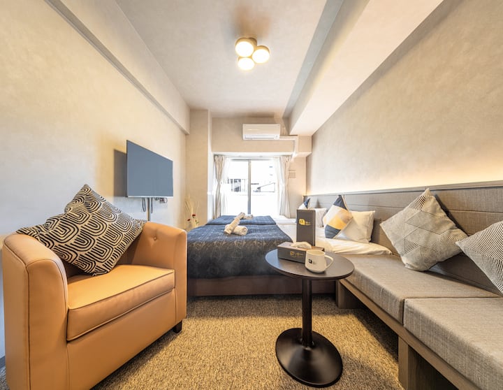 Shinsaibashi/4people/metro/dotonbori/cbd/kix/usj/ - Umeda