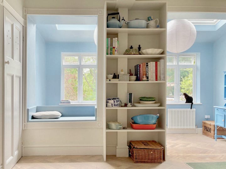 Spacious Private Room, Near Crystal Palace Park - Beckenham