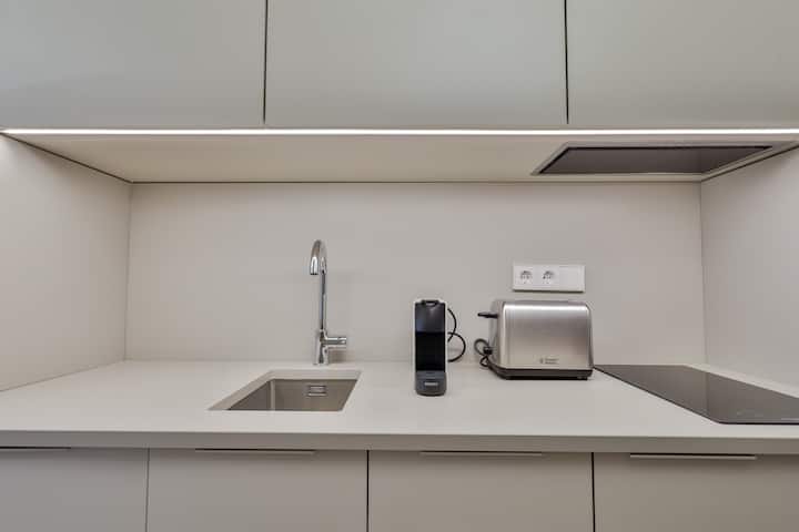 Studio Apartment In The Heart Of Porto - Porto