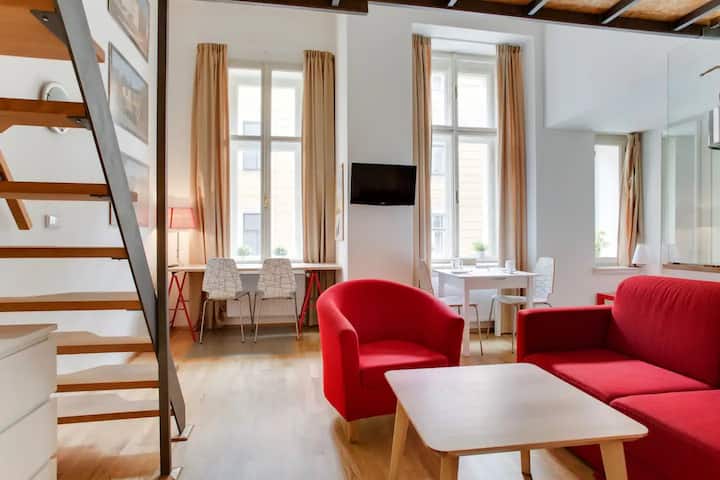 New Modern Apartment With Gallery In The Downtown - Praga