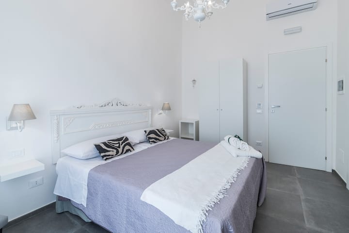 Camera Matrimoniale A 10 Minuti Dal Mare - Gallipoli