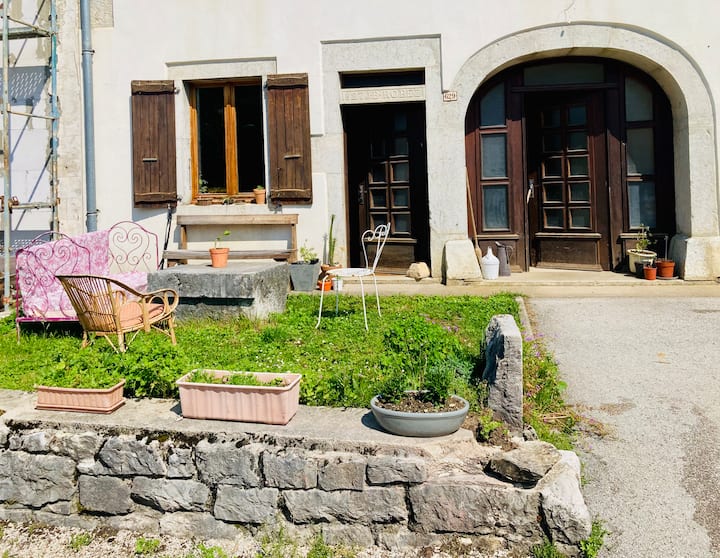 App. De  Caractère à La Campagne - Jura