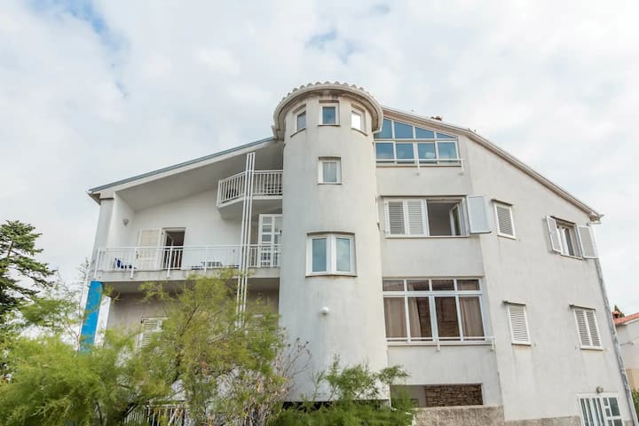 Big 1st Floor Apartment Close To Arena And Centre - Chorwacja