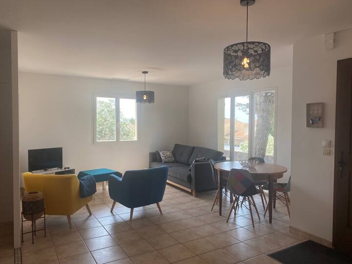 Maison Avec Piscine Au Calme à Cers - Hérault