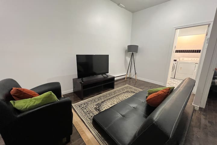 2 Chambres Avec 1 Stationnement - Québec, QC